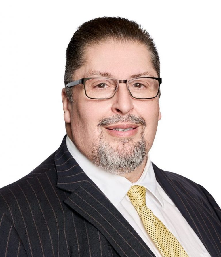 Manny Arabatzis | MaxCap Group