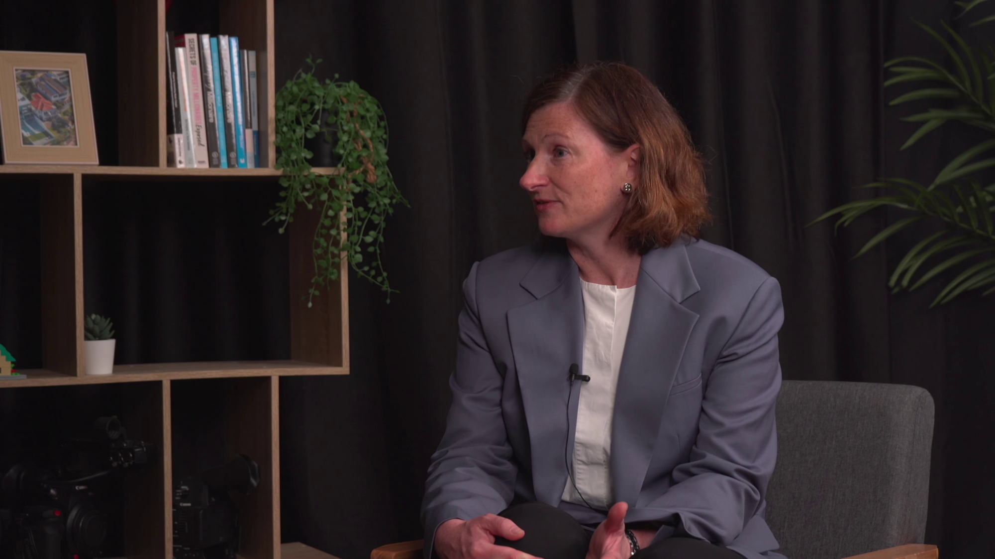 The Manager Mix – Alternatives: Haley Devine | MaxCap Group